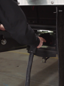 8Y - Class 8 Battery-Electric Terminal Tractor - RIDE